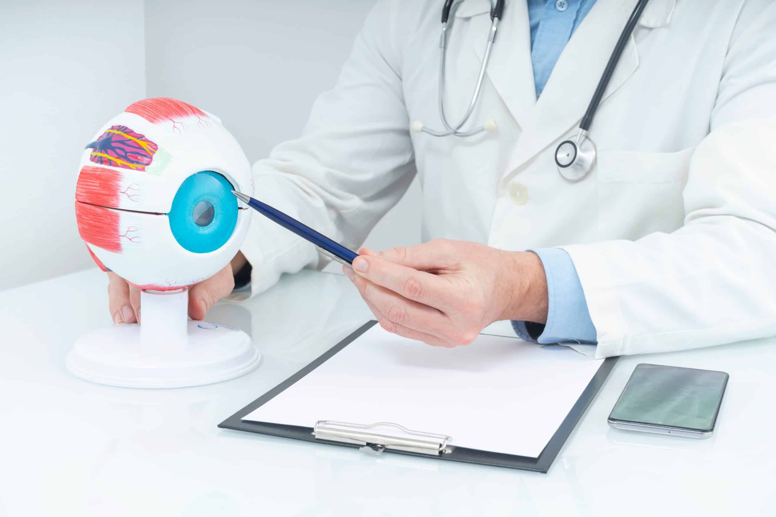 Astigmatismo: síntomas, causas y tratamiento | Blog de OftalmoSalud